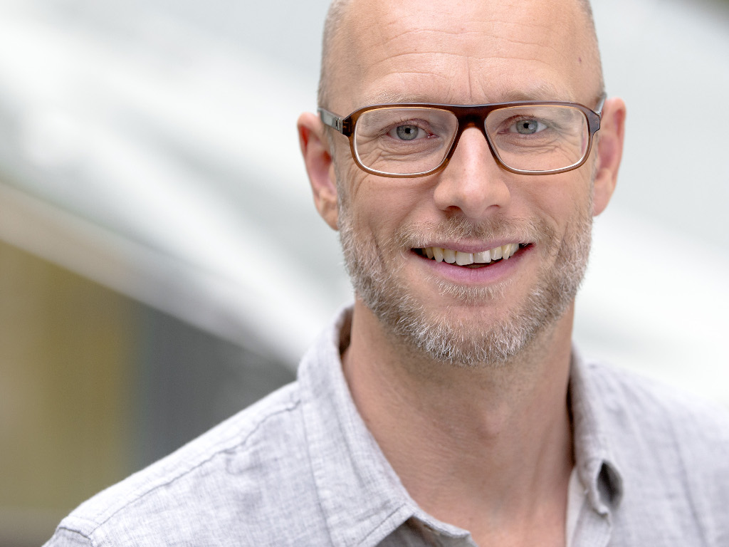 Sander de Heer eindredacteur ochtendshow Qmusic