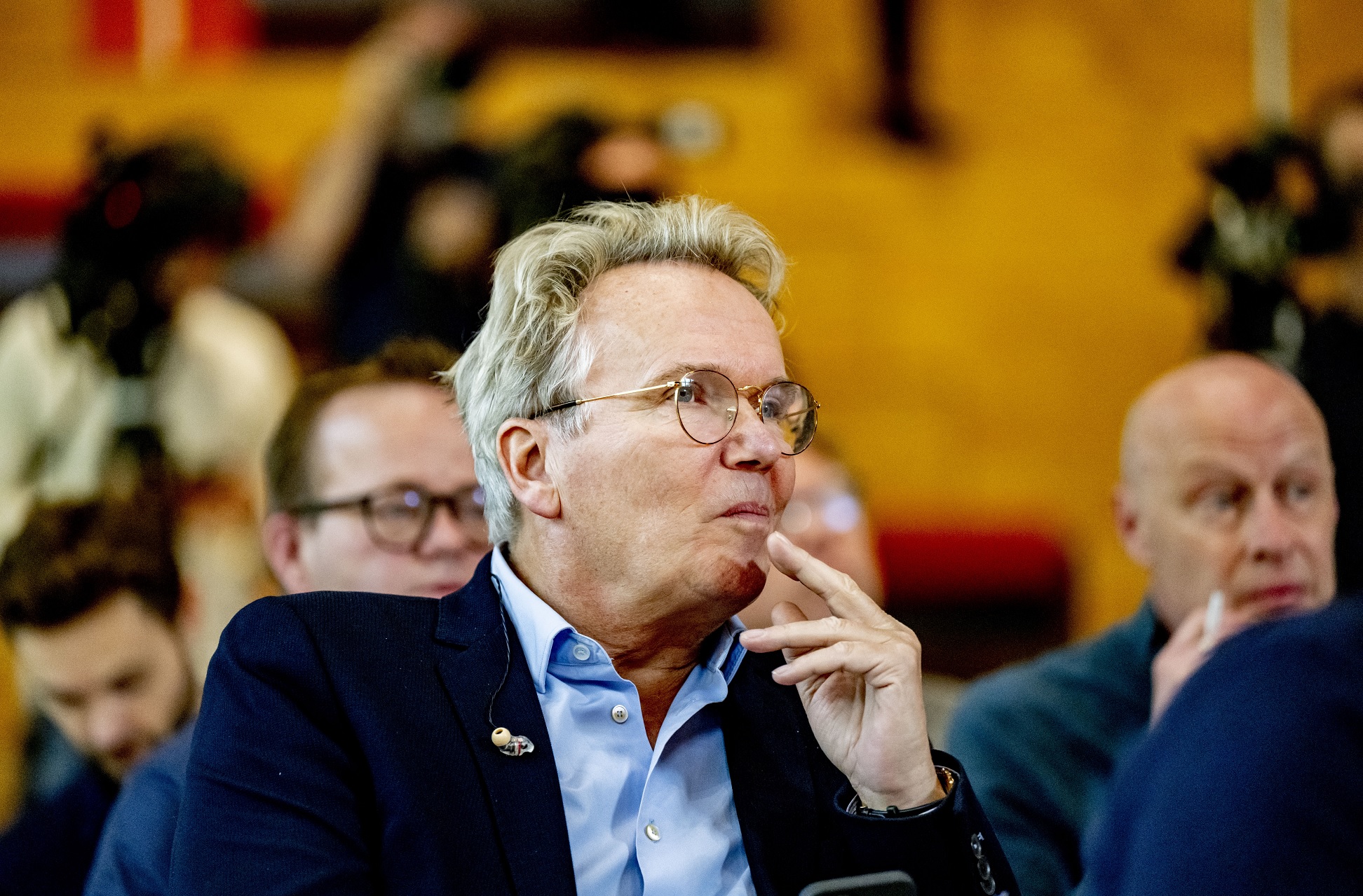 Tom Egbers: ‘Ik laat mij na vier decennia niet zomaar bij het grofvuil ...