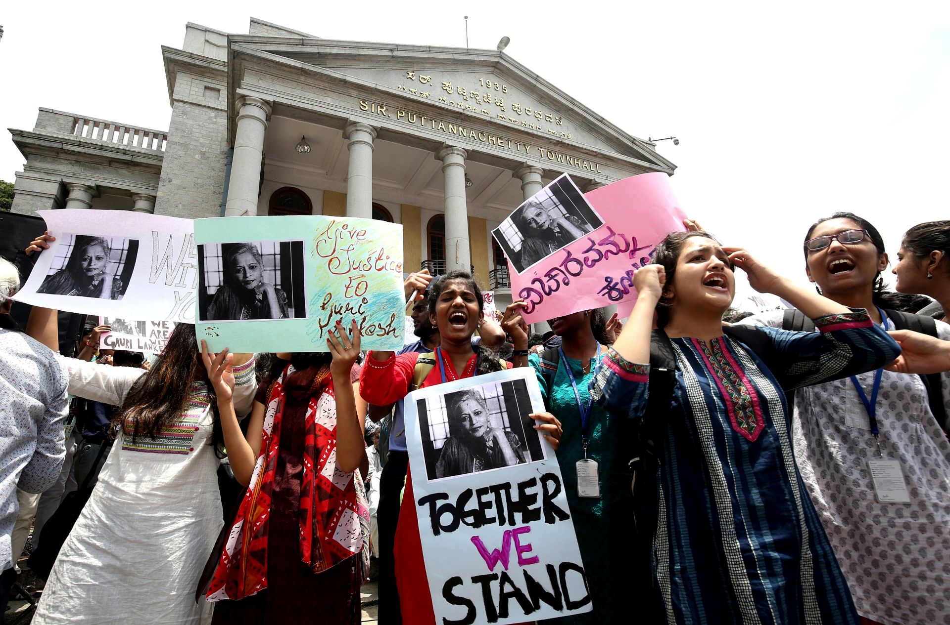 Protesten in India na moord op bekende journaliste